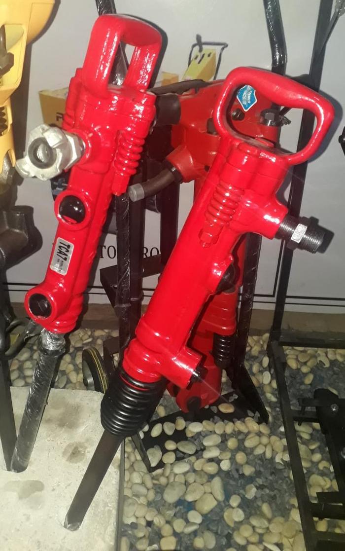 Jual Chipping Hammer / Pick Hammer Toku TCA 7 - Alat Chipping Beton - Kota Tangerang - AGUSTA ...
