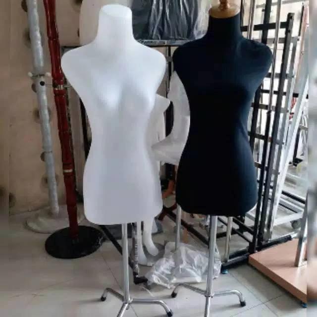 Wanita Manekin