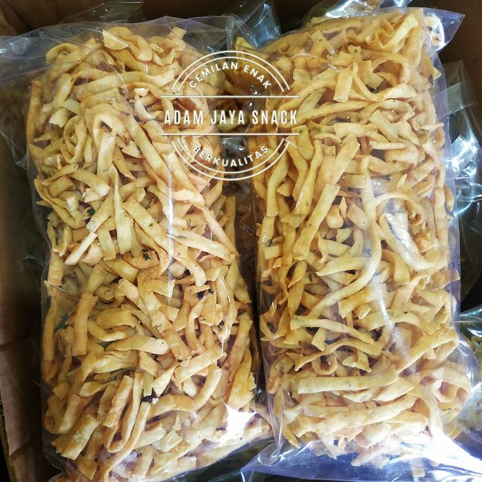 Jual SISTIK PANGSIT BAWANG TIPIS 500GR/STIK BAWANG/ SISTIK BAWANG ...