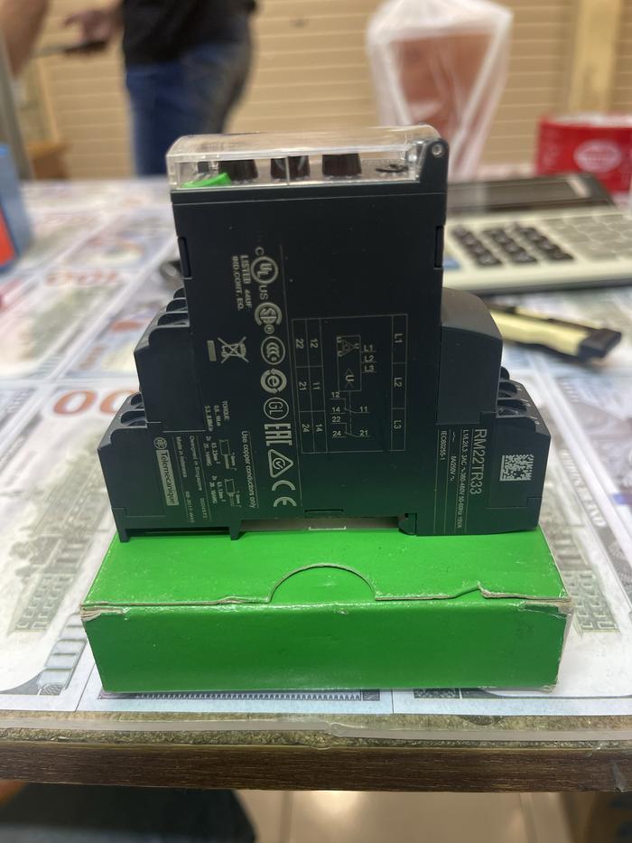 Jual RM22TR33 voltage control relay 3 phase SCHNEIDER ORIGINAL ...