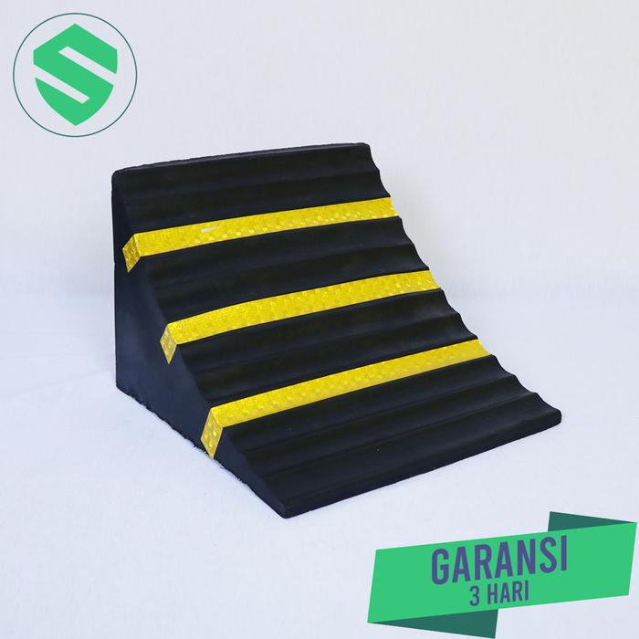 Jual Wheel Chock l Pengganjal Ban Mobil Karet l Wheel Stopper Mobil ...