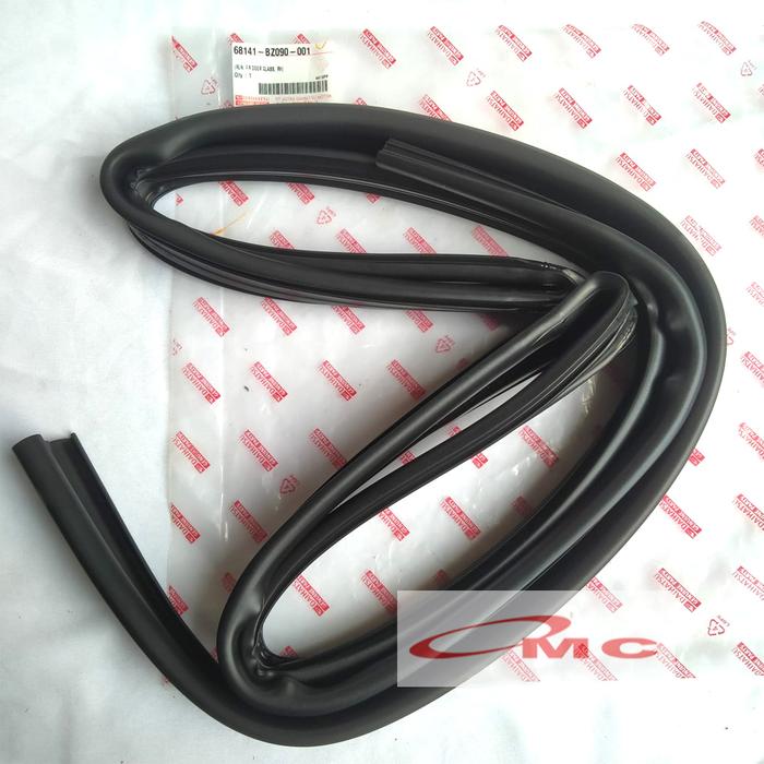 Jual Karet Channel Kaca Pintu Depan Kanan New Avanza Xenia 68141-BZ090 ...