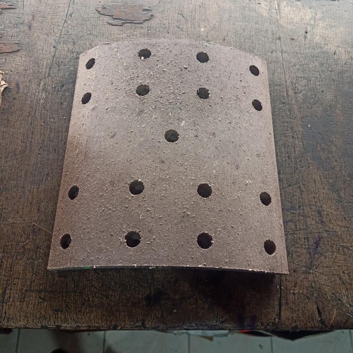 Jual Isuzu Brake Lining Belakang I6-88310-385-0 Isuzu ELF Giga FVZ, FVM ...