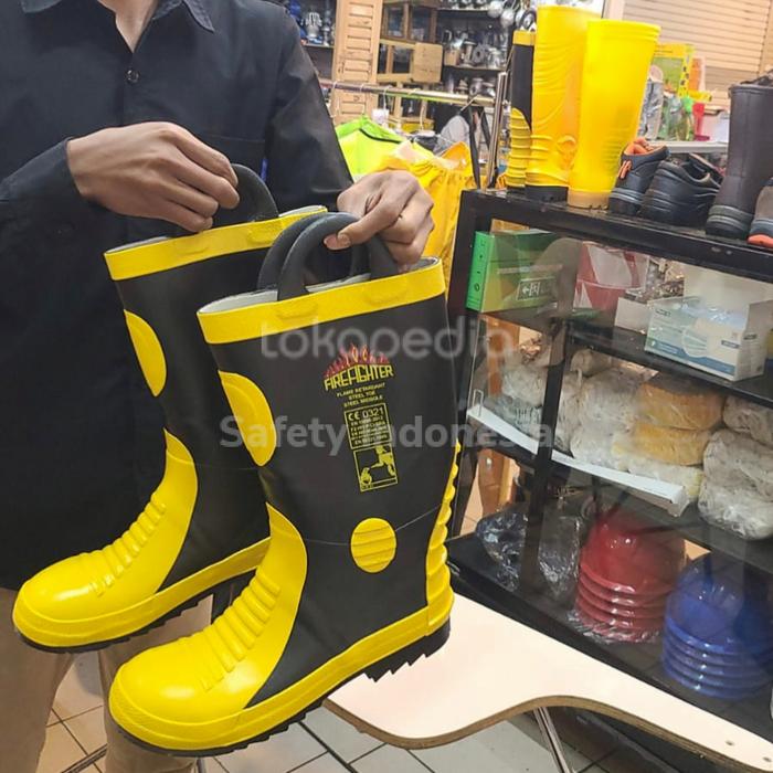Jual Sepatu Boot Pemadam Kebakaran Murah Standar SNI - Jakarta Barat ...