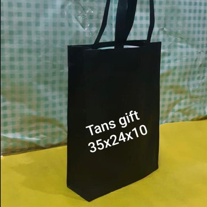 Jual Goody Bag Spunbond Ukuran 2 Wine Bottle HITAM (75) + Custom LOGO ...