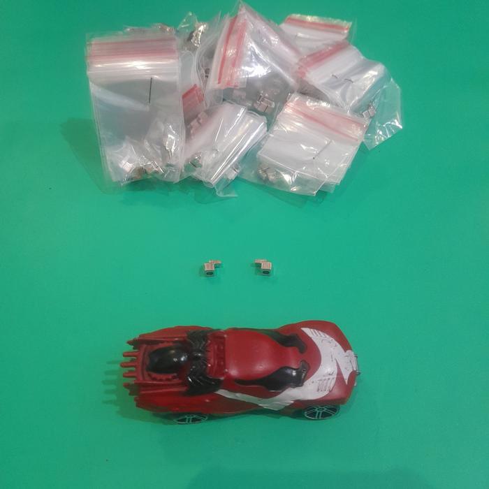 Jual METAL BUCKLE LOCK JOY CON NINTENDO SWITCH V1 / V2 / OLED - Kab ...