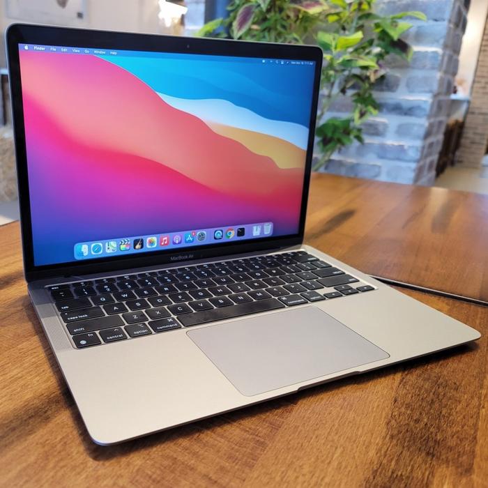 【中古】Apple MacBook Air 13インチ CTO (M1・2020) シルバー Apple M1(CPU:8C/GPU:7C ...