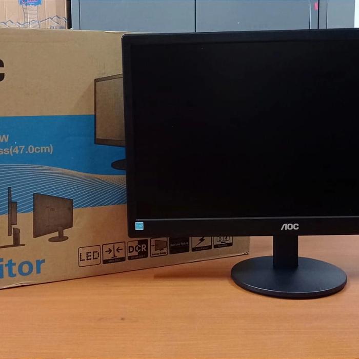 Jual LED MONITOR AOC E970SW 18.5 INCHI - Kota Makassar - Triway Corner ...