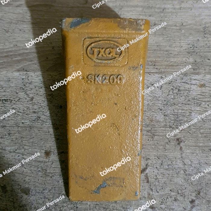 Jual KUKU BUCKET STD SK200 / TOOTH BUCKET SK200 / YN69B00008S001 ...