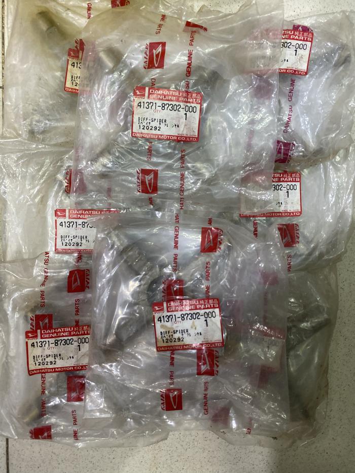 Jual Differential Spider 41371-87302 Daihatsu Taft GT Hiline F70 F50 ...
