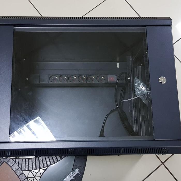 Jual wallmount rack 19inch 8u depth 500mm single door/ rack server 8u ...