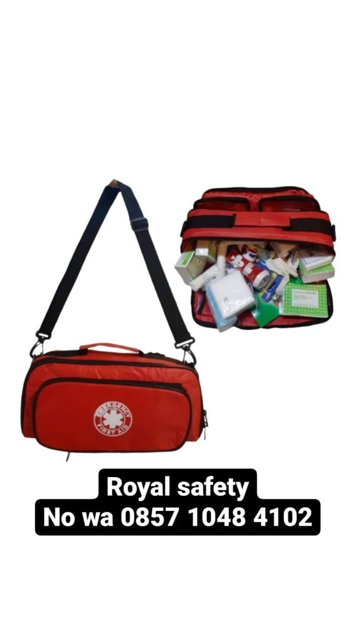 Jual Tas slempang Emergency First Aid Kit lengkap dengan isi P3k type ...