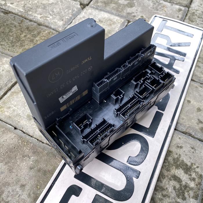 Jual Original W210 Fuse Box Relay Control Unit A0025451901 - Kab. Bogor ...