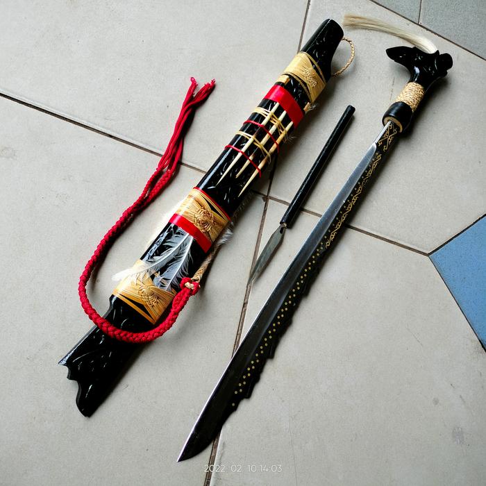 Jual mandau dayak. mandau senjata suku dayak. mandau dayak kalimantan ...