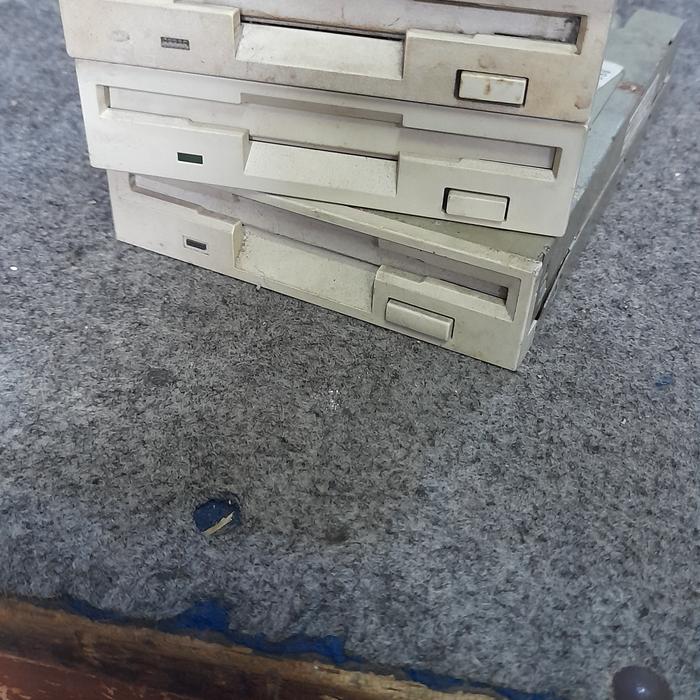 Jual floopy disk 144 warna putih hitam pilih aja buat disket kecil ...