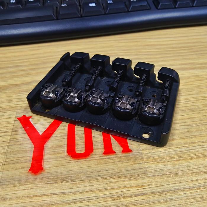 Jual Ibanez SR Accu-cast B505 5 String Bass Bridge Black - Kota ...