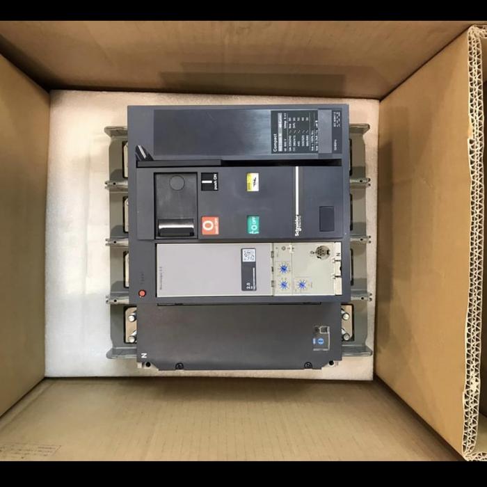 Jual Mccb ns1250n 1250A 4p komplit motorized aux uvt schneider ...