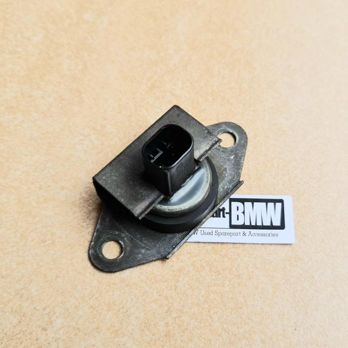 Jual Accelerating Sensor Roda Belakang BMW E90 M3 E60 M5 E65 E66 - Kota ...