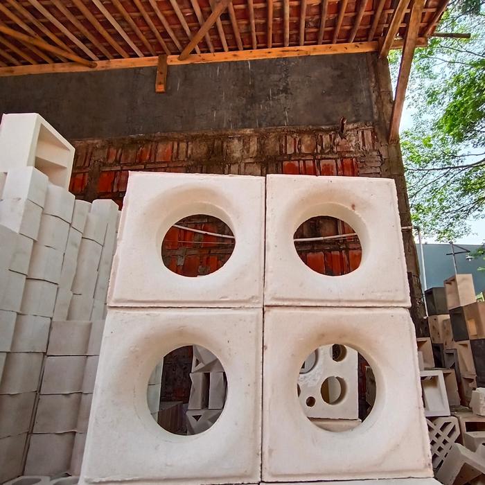 Jual Rooster , Roaster , Loster , Roster Beton Lubang Angin Donat Putih ...