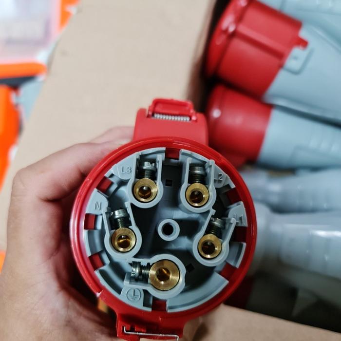 Jual Legrand industrial plug 5 pin 32A 3Phase - Jakarta Pusat - GUDANG ...