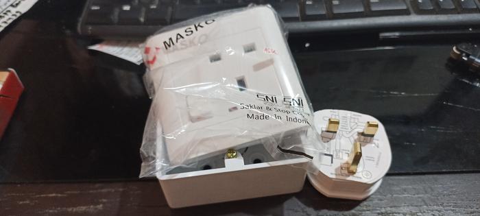 Jual Stop kontak AC Steker AC Inbow dus AC - Broco Set - Kota ...