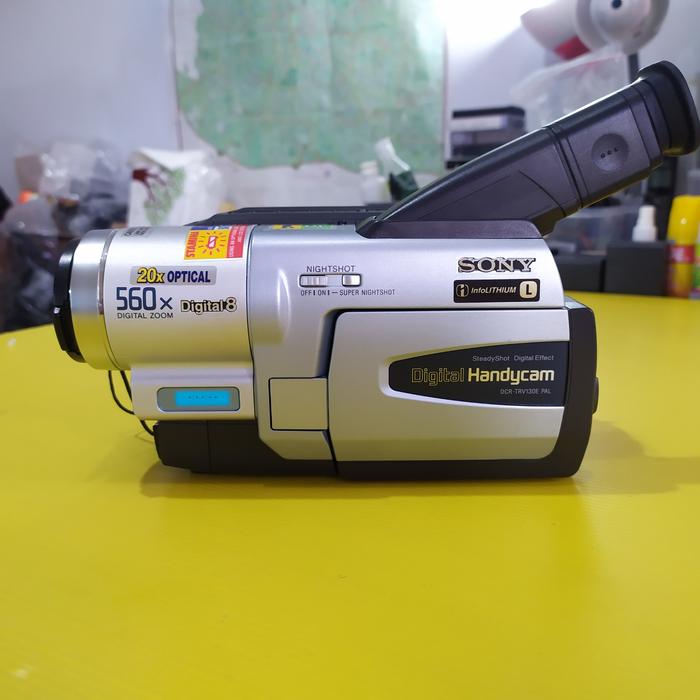 Jual NEW OLD STOCK Handycam SONY Digital8 TRV130E Bikin Video JADUL ...