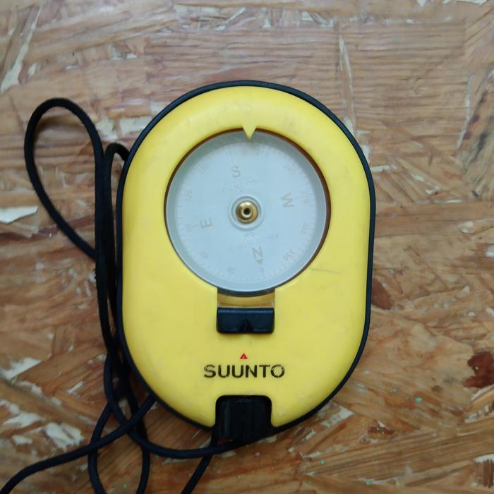 Jual Kompas Suunto KB20 KB 20 Second bekas Lecet Pemakaian Siap Pakai Murah - Kab. Bekasi ...
