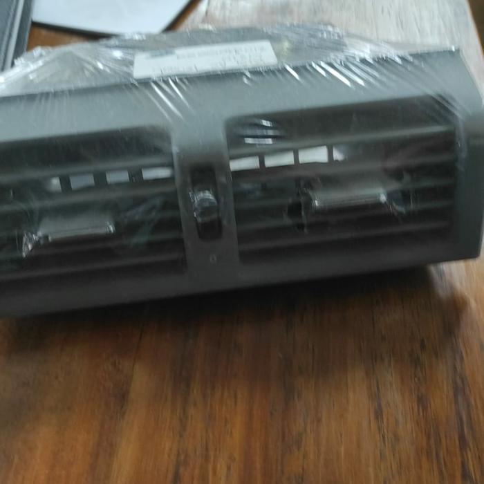 Jual Kisi AC Tengah Mercedes-Benz Mercy W210 E-Class New Eyes. - Kota ...