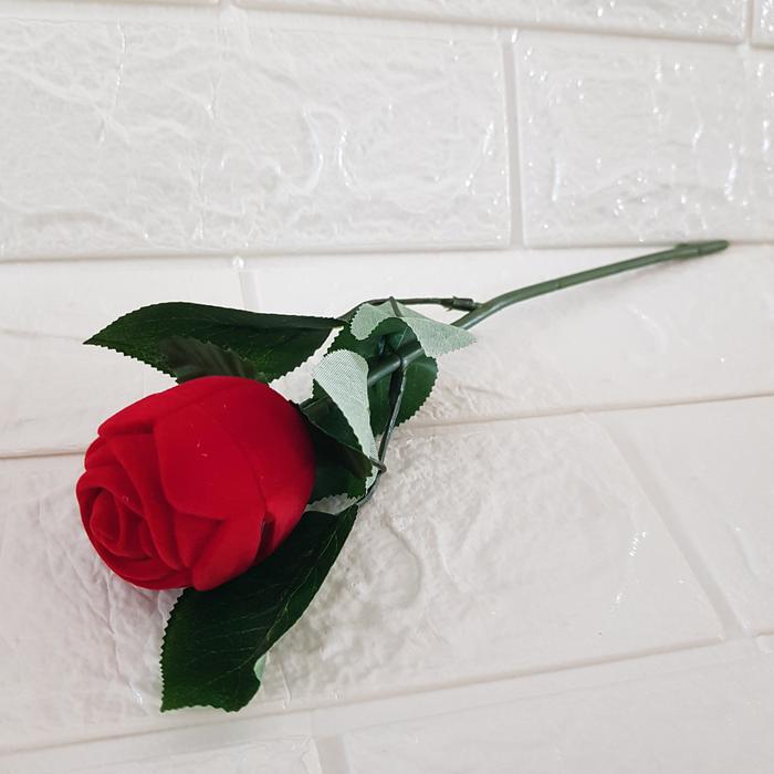 Setangkai Bunga Mawar Pink