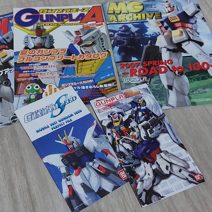 Jual Gunpla Magazine, MG archieve, gundam collectible catalogue. Rare ...