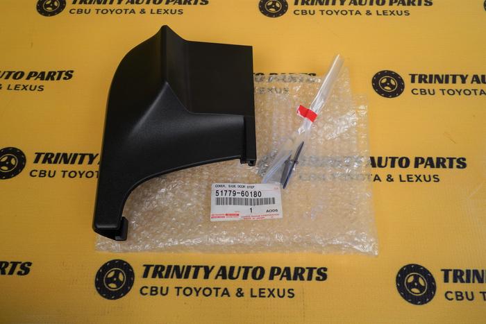 Jual COVER SIDE DOOR STEP PLATE REAR RH VX200 LC ORI TOYOTA 51779-60180 ...