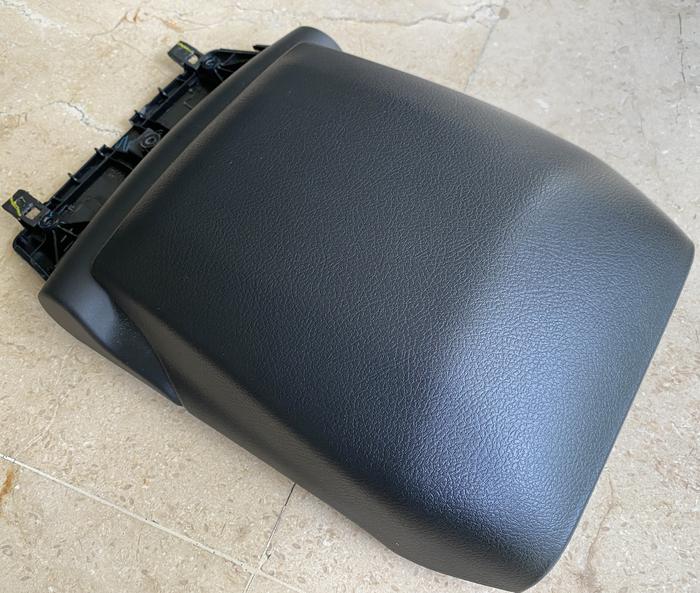 Jual console box innova reborn arm rest innova reborn glove box innova ...