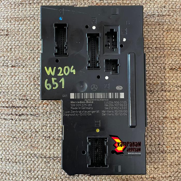 Jual Rear SAM W204 Relay Fuse Sekring Box Mercedes-Benz W204 ...