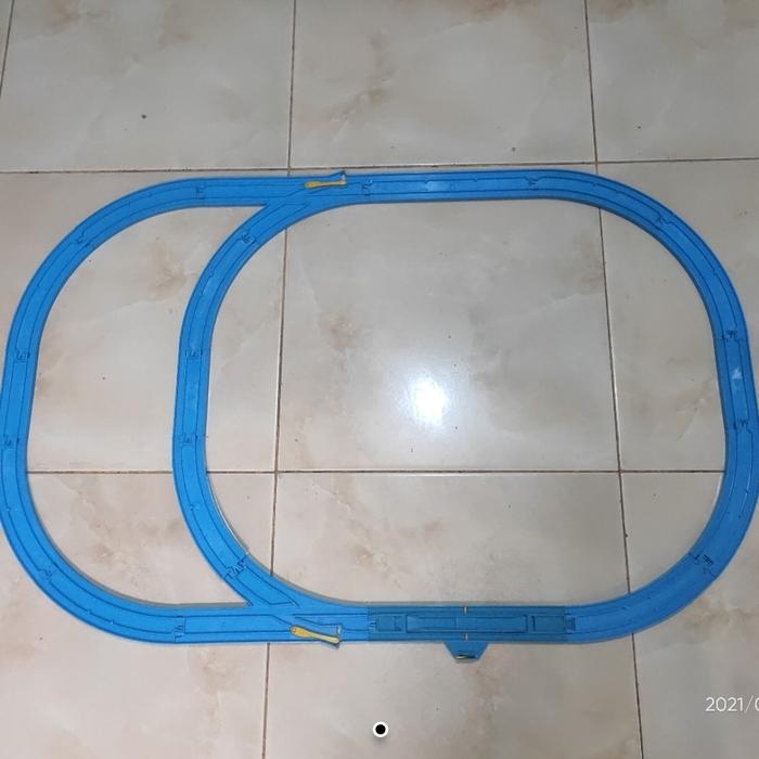 Jual Takara Tomy Plarail Basic Custom Layout Starter Rail Set 1 - Kota ...
