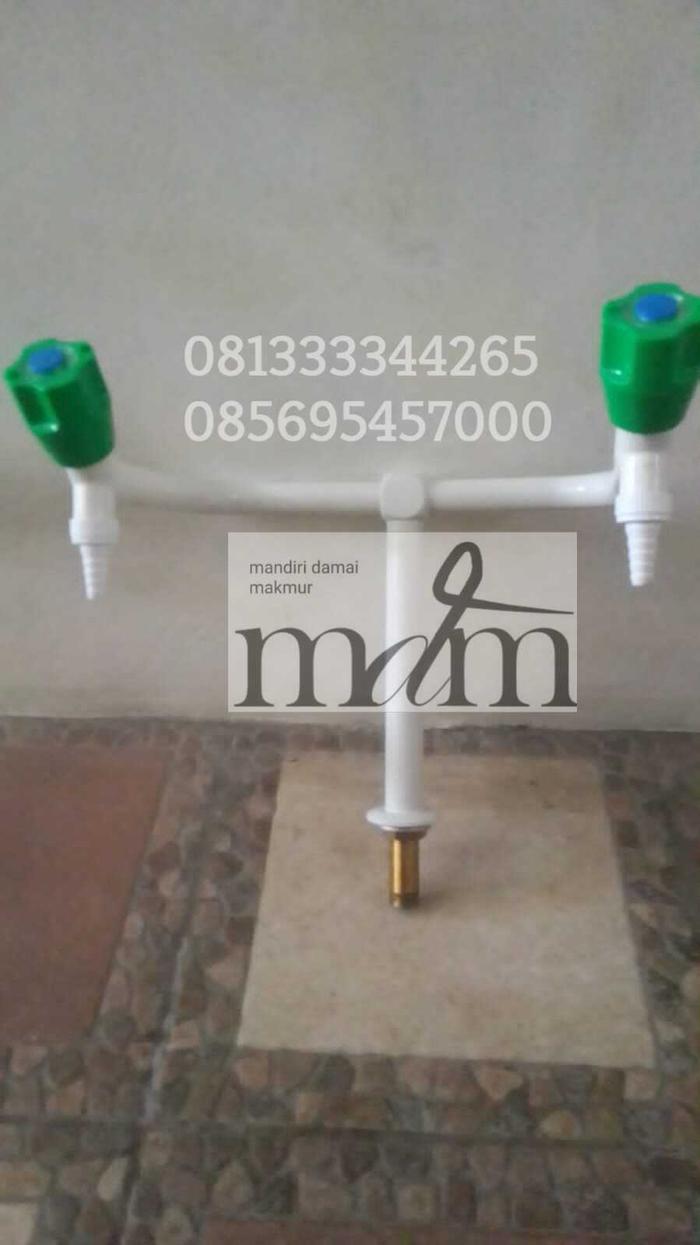 Jual Kran Laboratorium 2 way three Leher Angsa Lab Faucet Meja Lemari ...