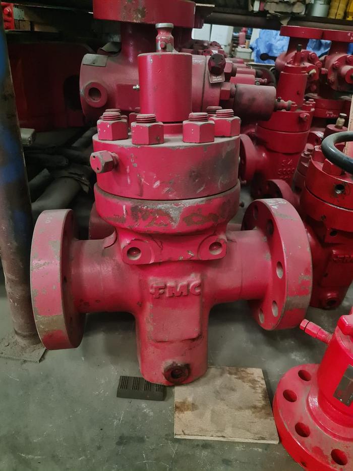 Jual gate valve type flange fmc 4.1/16"-3000 psi r39 - Kota Palembang ...