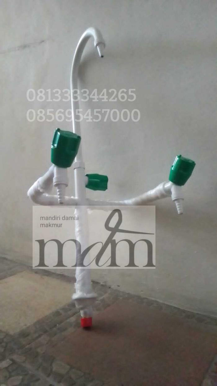 Jual Kran Laboratorium 3 way three Leher Angsa Lab Faucet Meja Lemari ...