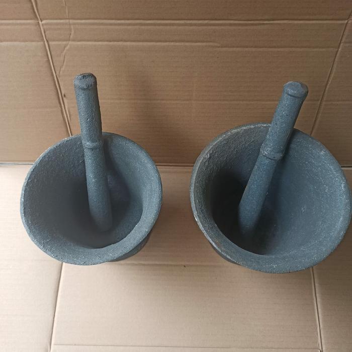 Jual Lumpang Besi Besar Lumpang Besi Kecil Lumpang Alat Tumbuk Bumbu ...