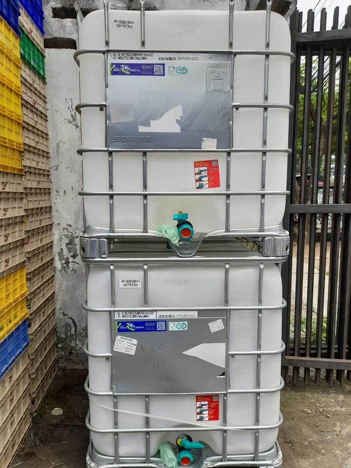 Jual ibc tank 1000L / Kempu / Tandon (Bekas) Murni 1x Pakai IBC ...