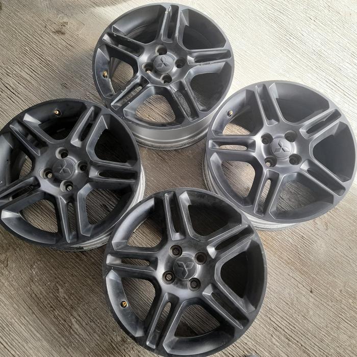Jual velg ford fiesta ring 16 repair hitam - Kota Bekasi - Toko Velg ...