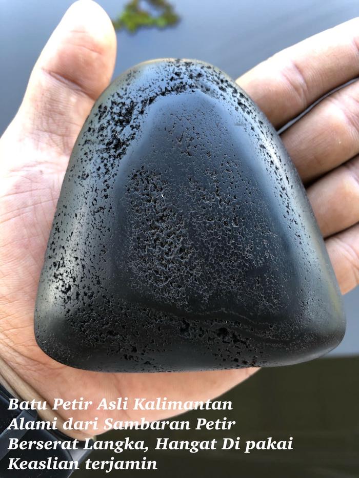 Jual Batu Petir Atau Batu Gledek Hitam Asli Ukuran Besar - Kab. Banjar ...