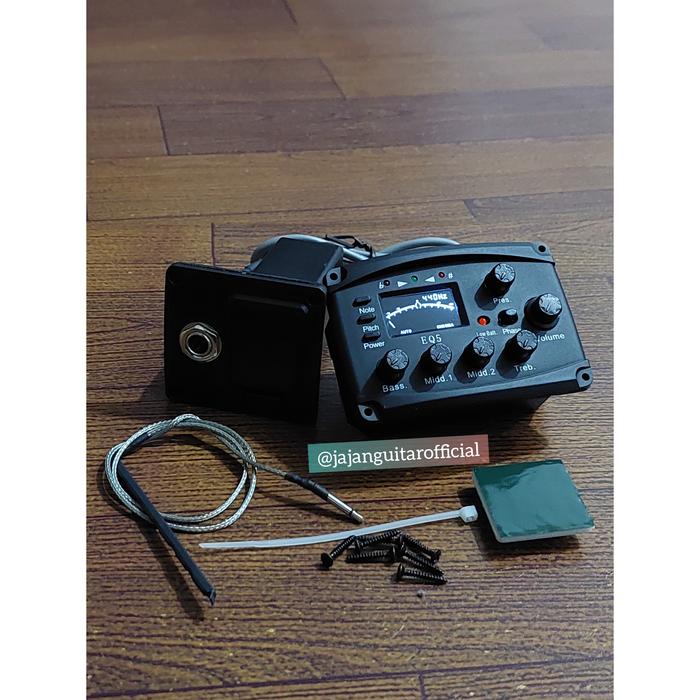 Jual Preamp Gitar Akustik Paladin EQ 5 Original Digital Tuner - Kota ...