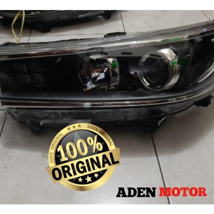 Jual Headlamp Lampu depan Toyota Inova Innova reborn tipe V 2018 2019 ...