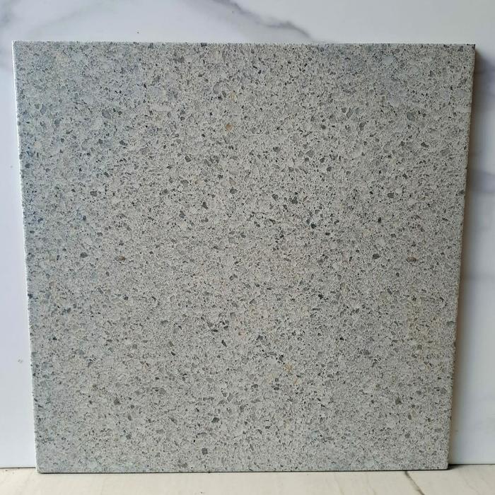 Jual KERAMIK KASAR ABU 40 x 40 TERASO ABU - Kota Depok ...