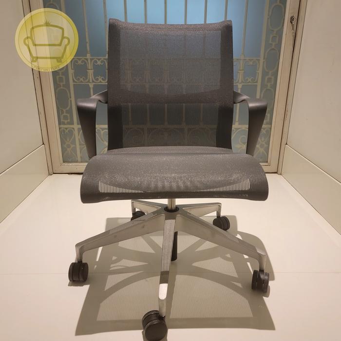 Jual Herman Miller - Setu Chair 5 Star Base Ribbon Arms - Jakarta Barat ...