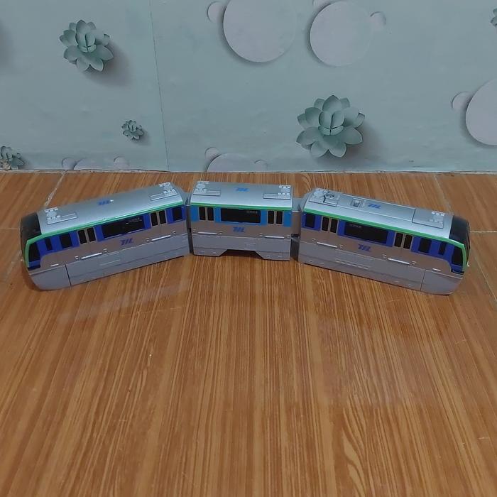 Jual Plarail Monorail Train Takara tomy - Jakarta Timur ...