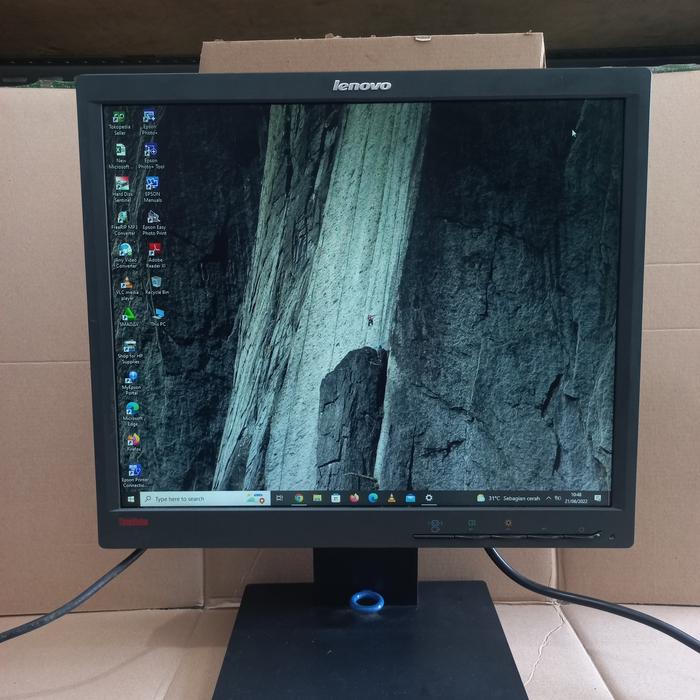 Jual Monitor LCD 17 inch Kotak Lenovo - Kab. Bekasi - Ozriel com, Harga ...