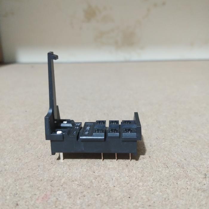 Jual Omron P2R-08P Socket Relay G2R-2 - Jakarta Barat - KALEA ...