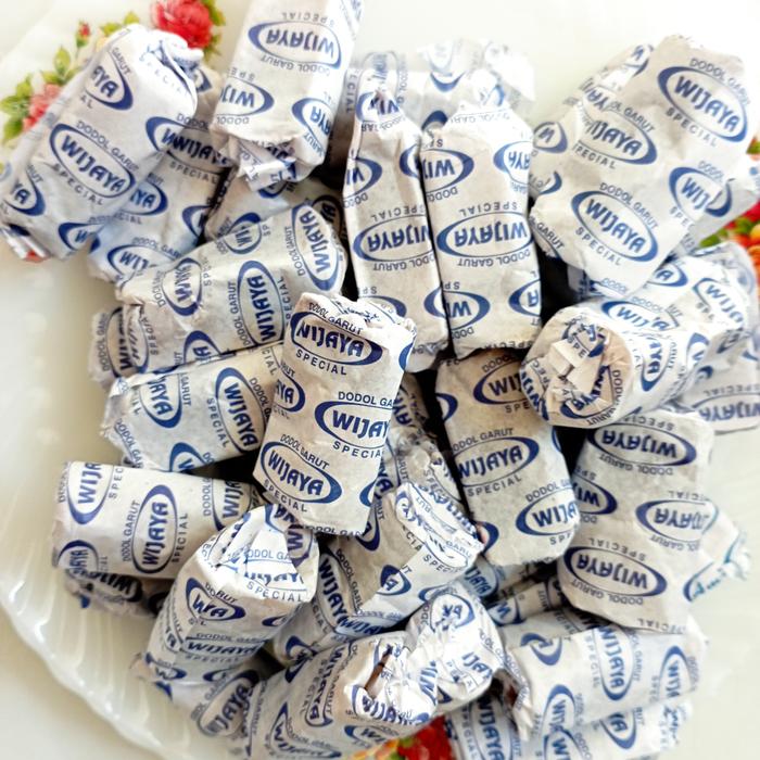 Jual Jenang Dodol Garut special rasa manis legit oleh oleh khas Solo ...