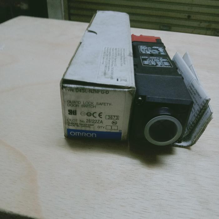 Jual OMRON GUARD LOCK SAFETY-DOOR SWITCH D4SL-N2NFG-D/OMRON D4SL-N2NFG-D - Kota Bandung ...
